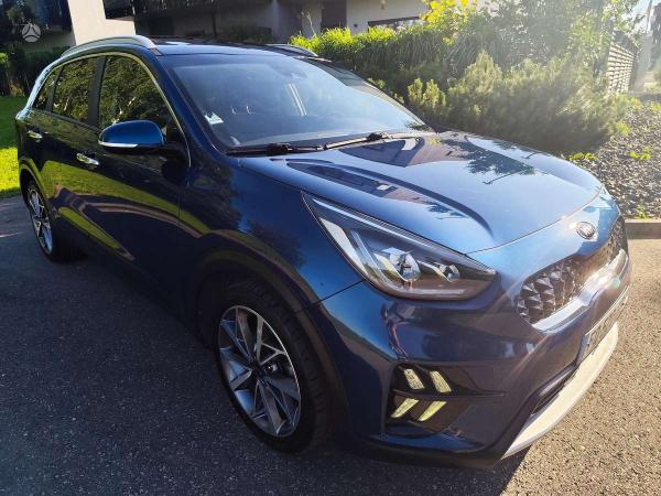 Zils Kia Niro 2020 Kauņa, ar dzinēja tilpumu 1.60 L un nobraukumu 140 tūkst. km par 13999 €, foto 3 vietnē AUTOMOTO.COM.LV