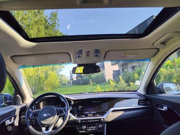 Zils Kia Niro 2020 Kauņa, ar dzinēja tilpumu 1.60 L un nobraukumu 140 tūkst. km par 13999 €, foto 7 vietnē AUTOMOTO.COM.LV