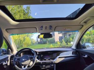 Zils Kia Niro 2020 Kauņa, ar dzinēja tilpumu 1.60 L un nobraukumu 140 tūkst. km par 13999 €, foto 8 vietnē AUTOMOTO.COM.LV