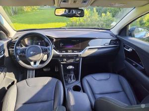 Zils Kia Niro 2020 Kauņa, ar dzinēja tilpumu 1.60 L un nobraukumu 140 tūkst. km par 13999 €, foto 9 vietnē AUTOMOTO.COM.LV