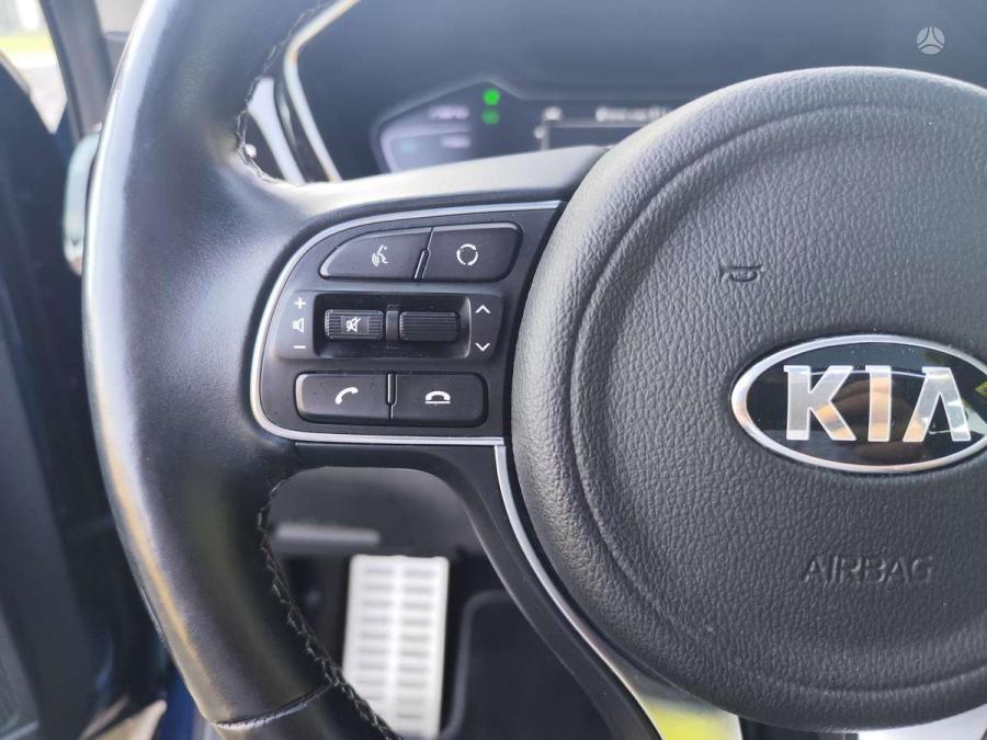Zils Kia Niro 2020 Kauņa, ar dzinēja tilpumu 1.60 L un nobraukumu 140 tūkst. km par 13999 €, foto 18 vietnē AUTOMOTO.COM.LV