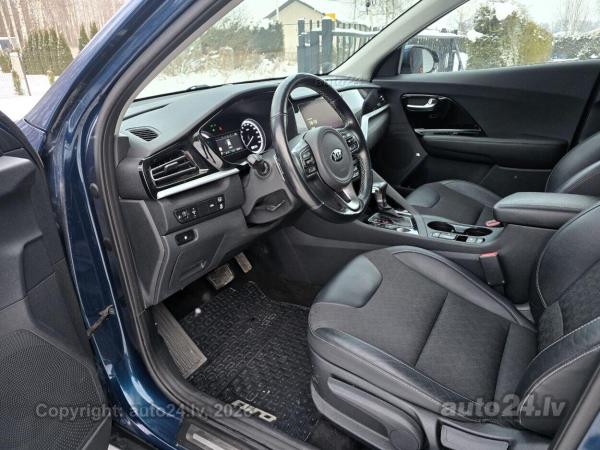 Zils Kia Niro 2021 Tartu, ar dzinēja tilpumu 1.60 L un nobraukumu 80 tūkst. km par 17995 €, foto 7 vietnē AUTOMOTO.COM.LV