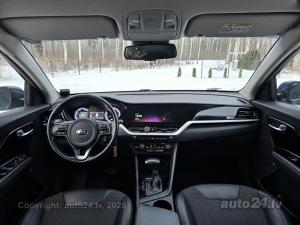 Zils Kia Niro 2021 Tartu, ar dzinēja tilpumu 1.60 L un nobraukumu 80 tūkst. km par 17995 €, foto 10 vietnē AUTOMOTO.COM.LV