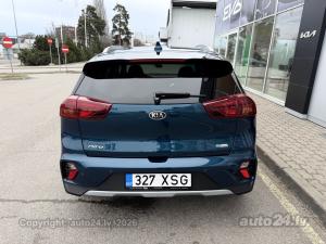 Zils Kia Niro 2021 Tallina, ar dzinēja tilpumu 1.60 L un nobraukumu 63 tūkst. km par 20900 €, foto 4 vietnē AUTOMOTO.COM.LV