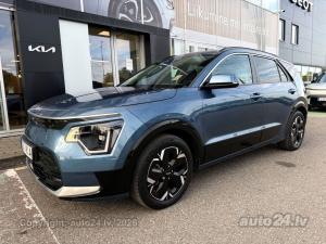 Синий Киа Niro 2023 в Таллин, объемом двигателя 0.00 л и пробегом 54 тыс. км за 29500 €, фото  на AUTOMOTO.COM.LV