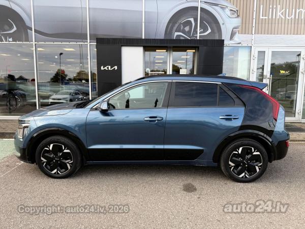 Zils Kia Niro 2023 Tallina, ar dzinēja tilpumu 0.00 L un nobraukumu 54 tūkst. km par 29500 €, foto 3 vietnē AUTOMOTO.COM.LV
