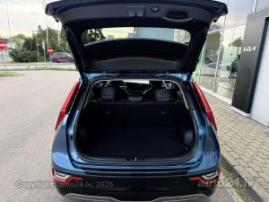 Zils Kia Niro 2023 Tallina, ar dzinēja tilpumu 0.00 L un nobraukumu 54 tūkst. km par 29500 €, foto 7 vietnē AUTOMOTO.COM.LV