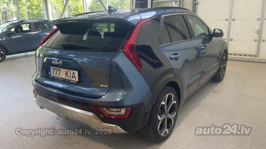 Zils Kia Niro 2025 Narva, ar dzinēja tilpumu 1.60 L un nobraukumu 8 tūkst. km par 30000 €, foto 5 vietnē AUTOMOTO.COM.LV