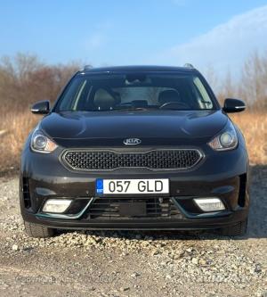 Brūns Kia Niro 2017 Tallina, ar dzinēja tilpumu 1.60 L un nobraukumu 232 tūkst. km par 10101 €, foto 2 vietnē AUTOMOTO.COM.LV