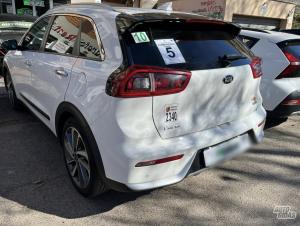 Kia Niro 2018 in Kaunas, with an engine capacity of 1.60 L and mileage of 288 thousand km for 7500 €, photo 18 on AUTOMOTO.COM.LV