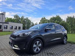 Kia Niro 2018 in Taurage, with an engine capacity of 1.59 L and mileage of 207 thousand km for 9900 €, photo 5 on AUTOMOTO.COM.LV