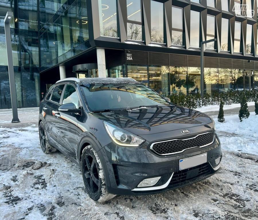 Kia Niro 2019 in Vilnius, with an engine capacity of 1.60 L and mileage of 265 thousand km for 7300 €, photo 1 on AUTOMOTO.COM.LV
