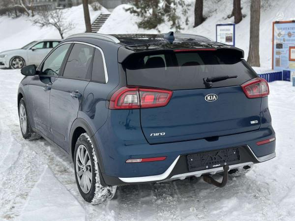 Kia Niro 2019 Kauņa, ar dzinēja tilpumu 1.59 L un nobraukumu 247 tūkst. km par 10950 €, foto 2 vietnē AUTOMOTO.COM.LV