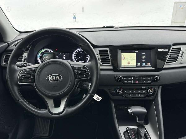 Kia Niro 2019 Kauņa, ar dzinēja tilpumu 1.59 L un nobraukumu 247 tūkst. km par 10950 €, foto 3 vietnē AUTOMOTO.COM.LV