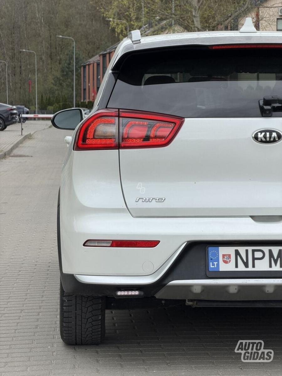 Kia Niro 2019 in Vilnius, with an engine capacity of 0.00 L and mileage of 147 thousand km for 13200 €, photo 6 on AUTOMOTO.COM.LV