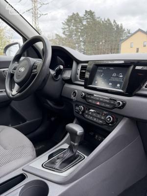 Kia Niro 2019 in Vilnius, with an engine capacity of 0.00 L and mileage of 147 thousand km for 13200 €, photo 11 on AUTOMOTO.COM.LV
