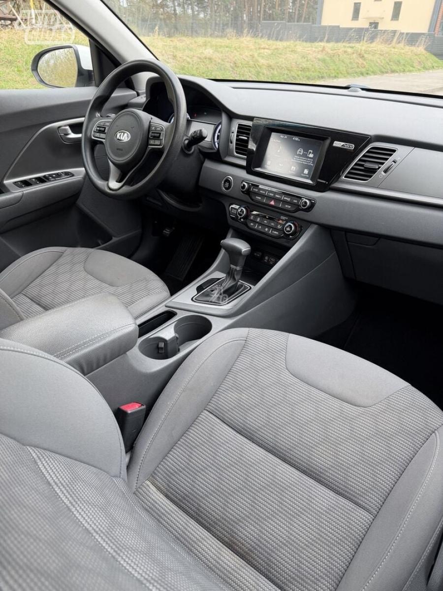 Kia Niro 2019 in Vilnius, with an engine capacity of 0.00 L and mileage of 147 thousand km for 13200 €, photo 12 on AUTOMOTO.COM.LV