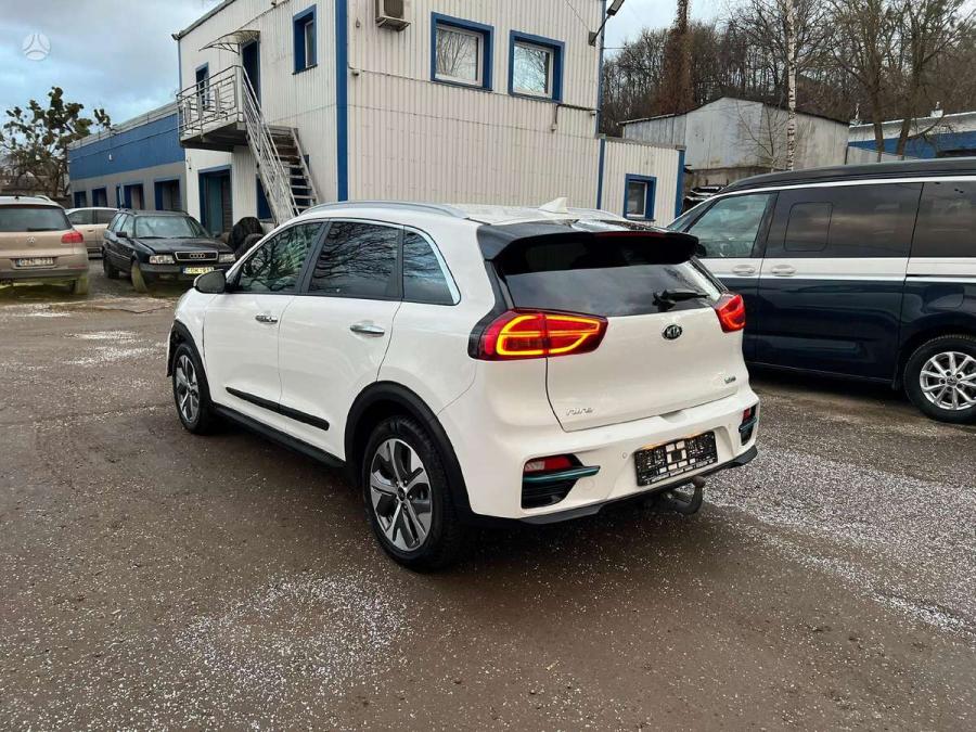 Kia Niro 2020 in Marijampole, with an engine capacity of 0.00 L and mileage of 34 thousand km for 16799 €, photo 18 on AUTOMOTO.COM.LV