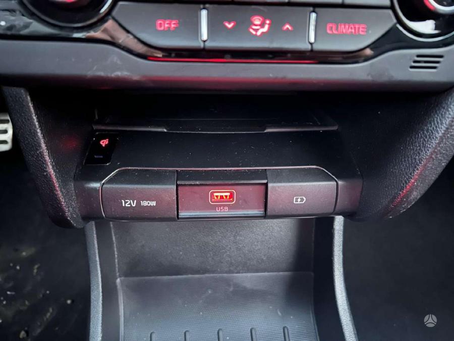 Kia Niro 2020 in Marijampole, with an engine capacity of 0.00 L and mileage of 34 thousand km for 16799 €, photo 22 on AUTOMOTO.COM.LV