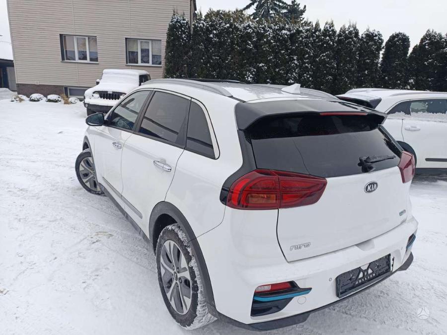 Kia Niro 2020 in Marijampole, with an engine capacity of 0.00 L and mileage of 85 thousand km for 15500 €, photo 17 on AUTOMOTO.COM.LV