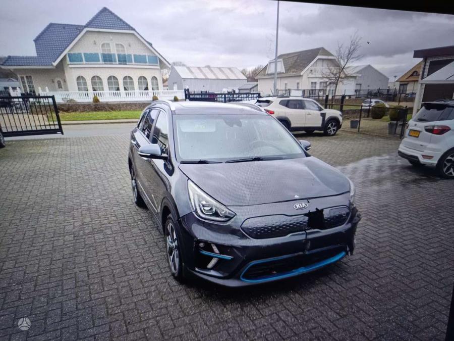 Kia Niro 2020 Marijampole, ar dzinēja tilpumu 0.00 L un nobraukumu 100 tūkst. km par 12499 €, foto 12 vietnē AUTOMOTO.COM.LV