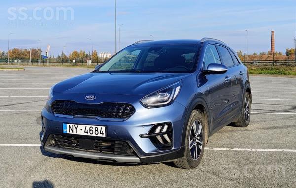 Kia Niro 2020 in Riga, with an engine capacity of 1.60 L and mileage of 267 thousand km for 13400 €, photo 1 on AUTOMOTO.COM.LV