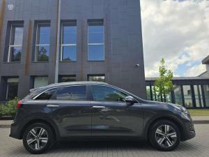 Киа Niro 2020 в Таураге, объемом двигателя 1.59 л и пробегом 196 тыс. км за 13900 €, фото 6 на AUTOMOTO.COM.LV