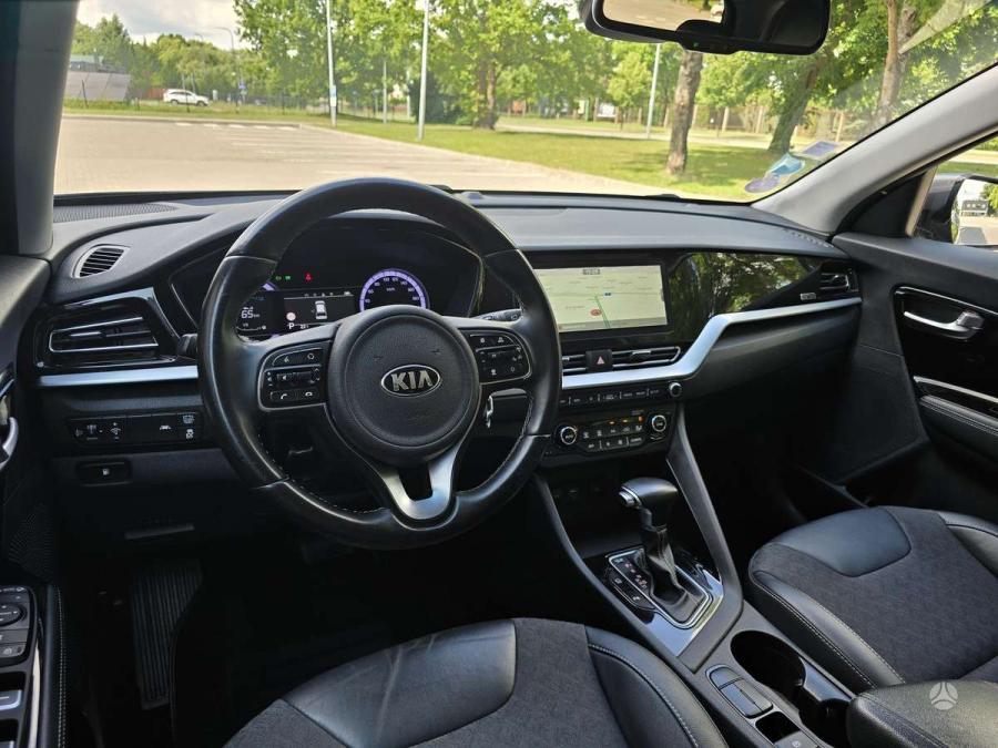 Киа Niro 2020 в Таураге, объемом двигателя 1.59 л и пробегом 196 тыс. км за 13900 €, фото 18 на AUTOMOTO.COM.LV
