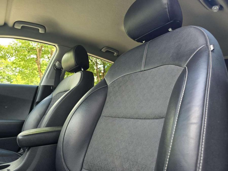 Киа Niro 2020 в Таураге, объемом двигателя 1.59 л и пробегом 196 тыс. км за 13900 €, фото 20 на AUTOMOTO.COM.LV
