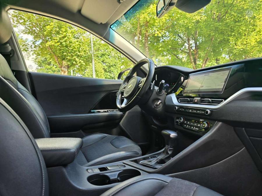 Киа Niro 2020 в Таураге, объемом двигателя 1.59 л и пробегом 196 тыс. км за 13900 €, фото 23 на AUTOMOTO.COM.LV