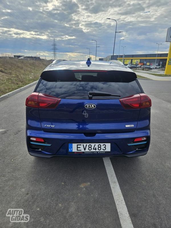 Kia Niro 2021 in Kaunas, with an engine capacity of 0.00 L and mileage of 94 thousand km for 20000 €, photo 3 on AUTOMOTO.COM.LV