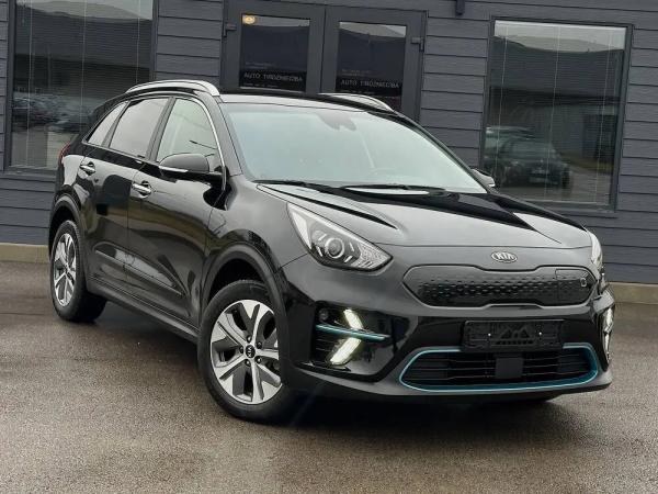 Kia Niro 2021 in Jelgava, with an engine capacity of 0.10 L and mileage of 20 thousand km for 22450 €, photo 1 on AUTOMOTO.COM.LV