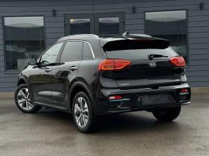 Kia Niro 2021 in Jelgava, with an engine capacity of 0.10 L and mileage of 20 thousand km for 22450 €, photo 3 on AUTOMOTO.COM.LV
