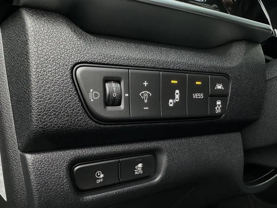 Kia Niro 2021 in Jelgava, with an engine capacity of 0.10 L and mileage of 20 thousand km for 22450 €, photo 13 on AUTOMOTO.COM.LV
