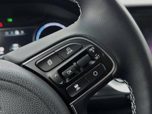 Kia Niro 2021 in Jelgava, with an engine capacity of 0.10 L and mileage of 20 thousand km for 22450 €, photo 20 on AUTOMOTO.COM.LV
