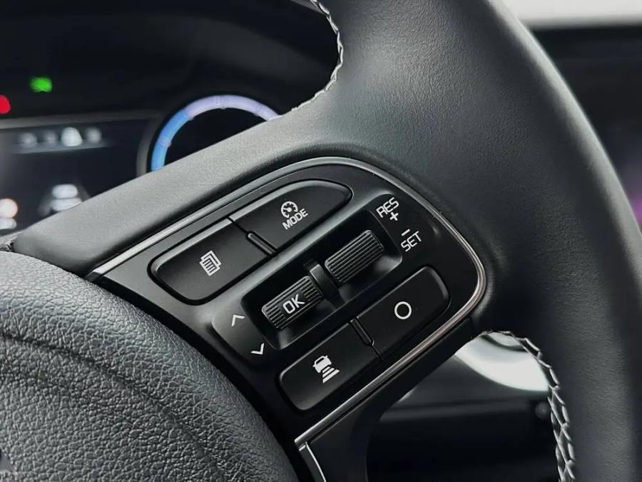 Kia Niro 2021 in Jelgava, with an engine capacity of 0.10 L and mileage of 20 thousand km for 22450 €, photo 20 on AUTOMOTO.COM.LV