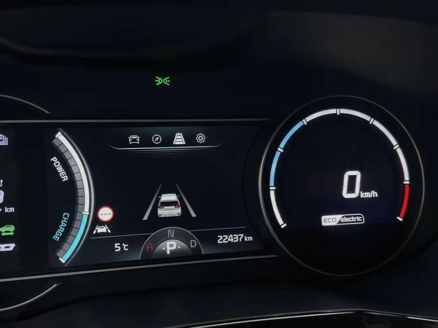 Kia Niro 2021 in Jelgava, with an engine capacity of 0.10 L and mileage of 20 thousand km for 22450 €, photo 21 on AUTOMOTO.COM.LV
