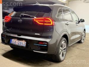 Kia Niro 2021 in Riga, with an engine capacity of 0.00 L and mileage of 46 thousand km for 23800 €, photo 3 on AUTOMOTO.COM.LV