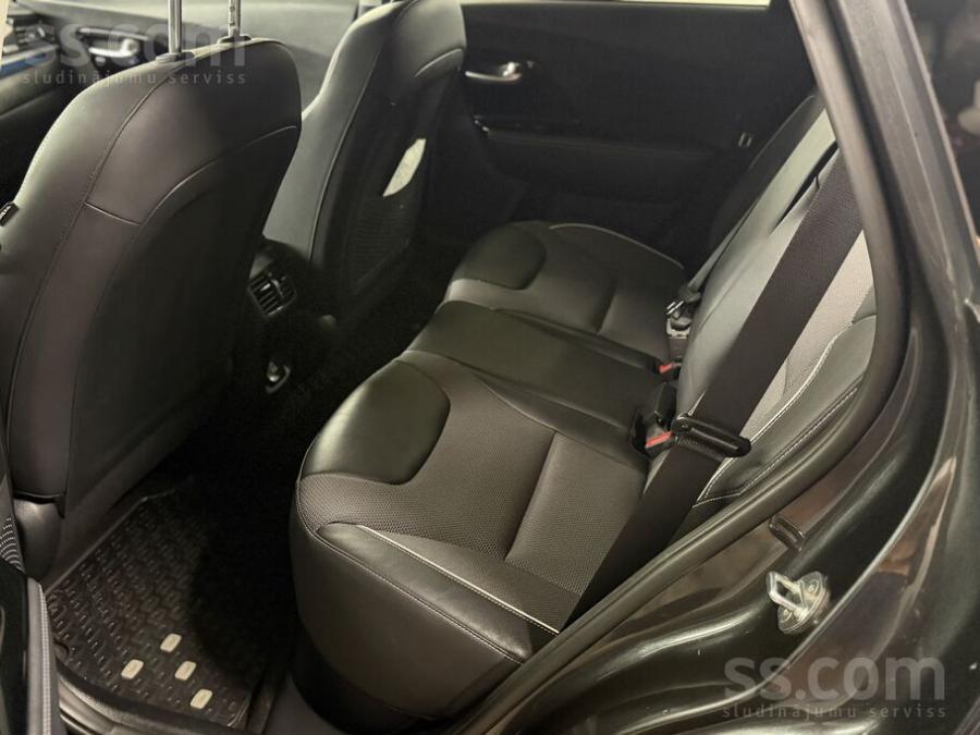 Kia Niro 2021 in Riga, with an engine capacity of 0.00 L and mileage of 46 thousand km for 23800 €, photo 18 on AUTOMOTO.COM.LV