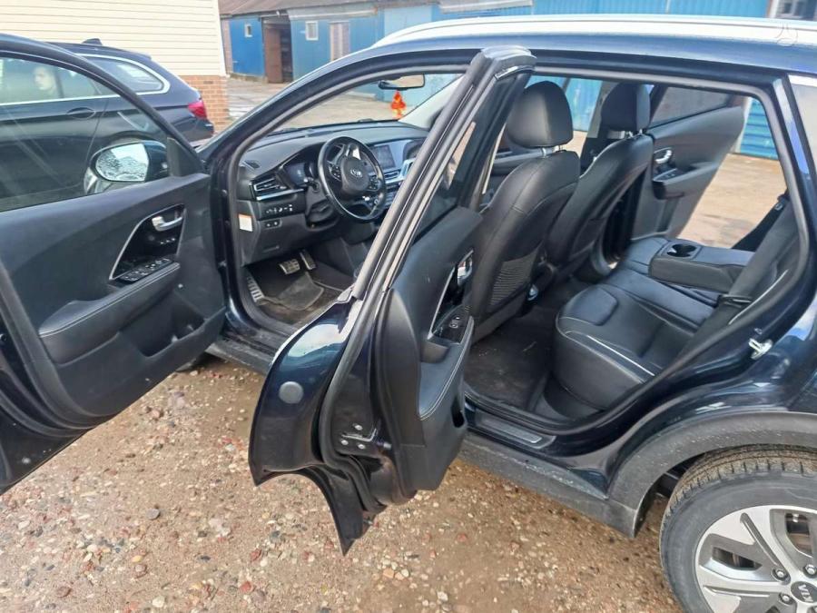 Kia Niro 2021 Marijampole, ar dzinēja tilpumu 0.00 L un nobraukumu 83 tūkst. km par 15299 €, foto 20 vietnē AUTOMOTO.COM.LV