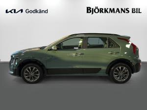 Green Kia Niro 2023 in Kaunas, with an engine capacity of 0.00 L and mileage of 55 thousand km for 30295 €, photo 4 on AUTOMOTO.COM.LV