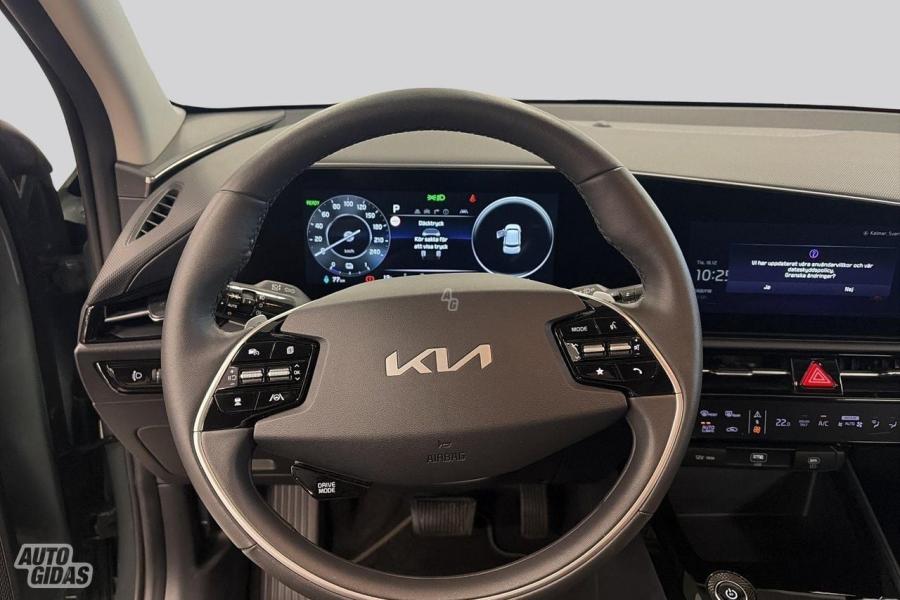 Green Kia Niro 2023 in Kaunas, with an engine capacity of 0.00 L and mileage of 45 thousand km for 31220 €, photo 10 on AUTOMOTO.COM.LV
