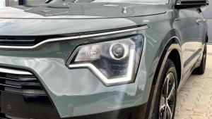 Green Kia Niro 2023 in Vilnius, with an engine capacity of 1.58 L and mileage of 73 thousand km for 21990 €, photo 10 on AUTOMOTO.COM.LV