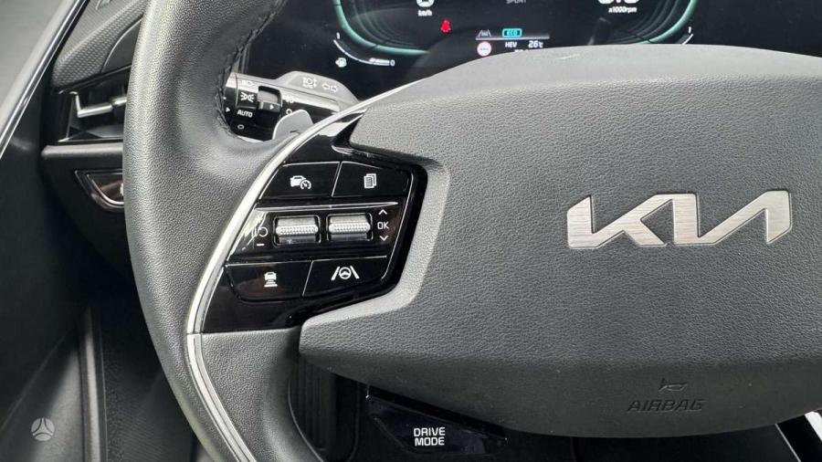 Green Kia Niro 2023 in Vilnius, with an engine capacity of 1.58 L and mileage of 73 thousand km for 21990 €, photo 27 on AUTOMOTO.COM.LV