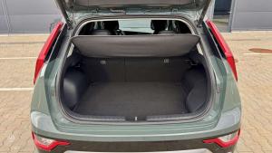 Green Kia Niro 2023 in Vilnius, with an engine capacity of 1.58 L and mileage of 73 thousand km for 21990 €, photo 34 on AUTOMOTO.COM.LV