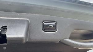Green Kia Niro 2023 in Vilnius, with an engine capacity of 1.58 L and mileage of 73 thousand km for 21990 €, photo 35 on AUTOMOTO.COM.LV