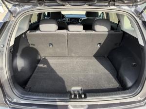 Pelēks Kia Niro 2017 Viļņa, ar dzinēja tilpumu 1.60 L un nobraukumu 170 tūkst. km par 10799 €, foto 15 vietnē AUTOMOTO.COM.LV