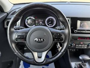 Pelēks Kia Niro 2017 Viļņa, ar dzinēja tilpumu 1.60 L un nobraukumu 170 tūkst. km par 10799 €, foto 20 vietnē AUTOMOTO.COM.LV