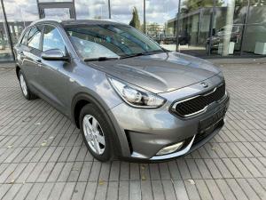 Pelēks Kia Niro 2017 Kauņa, ar dzinēja tilpumu 1.59 L un nobraukumu 198 tūkst. km par 10200 €, foto 3 vietnē AUTOMOTO.COM.LV