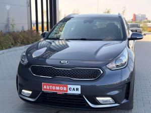 Pelēks Kia Niro 2018 Viļņa, ar dzinēja tilpumu 1.59 L un nobraukumu 48 tūkst. km par 14950 €, foto  vietnē AUTOMOTO.COM.LV